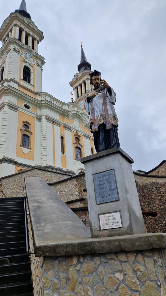 Atracţia turistică MANASTIREA MARIA RADNA | Tourist Attraction | Lipova ...