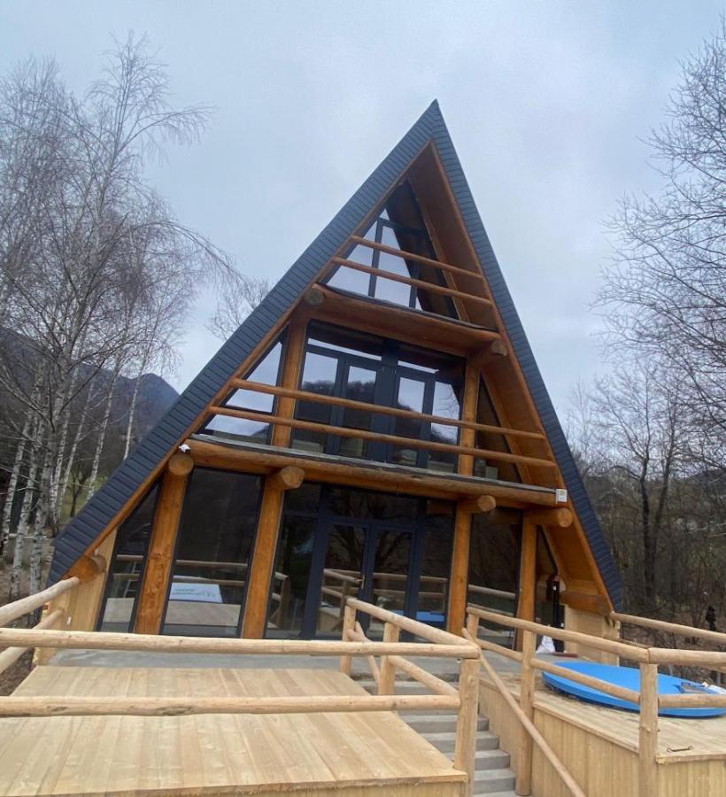 Cazare la cabana LINISTEA CODRULUI din Groapele Chiuzbaii, Maramureș